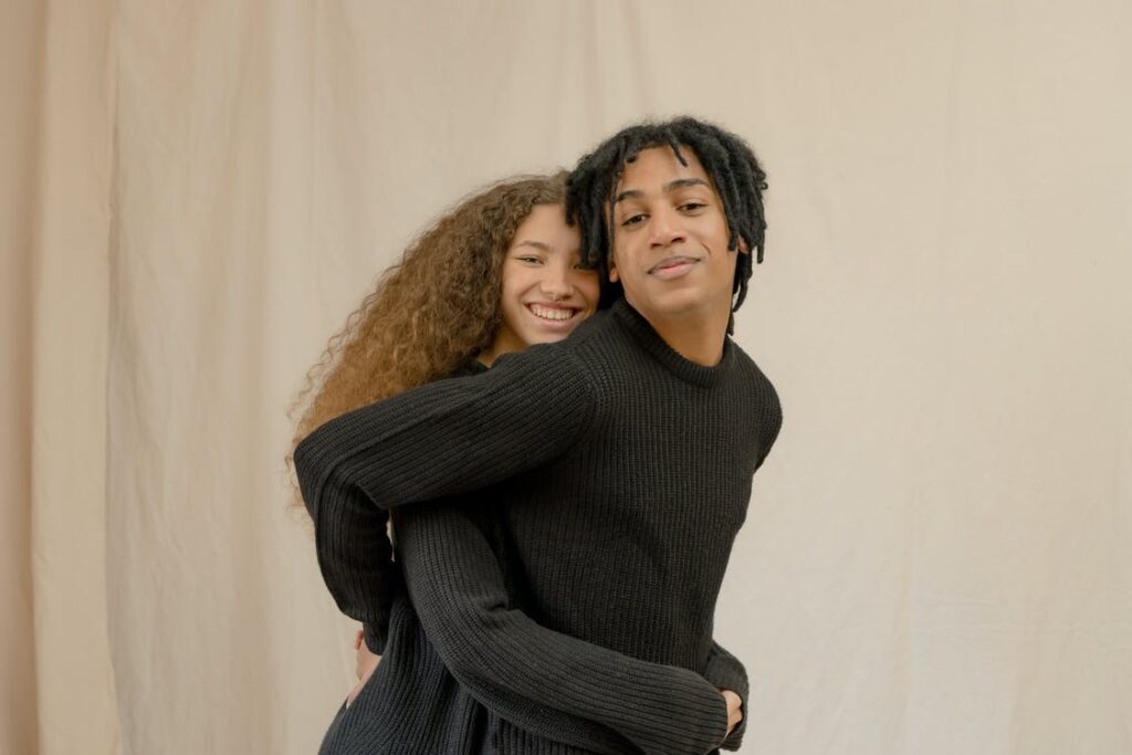 Vibeline Chat Line: Free Trial Phone Dating Numbers by XChatlines