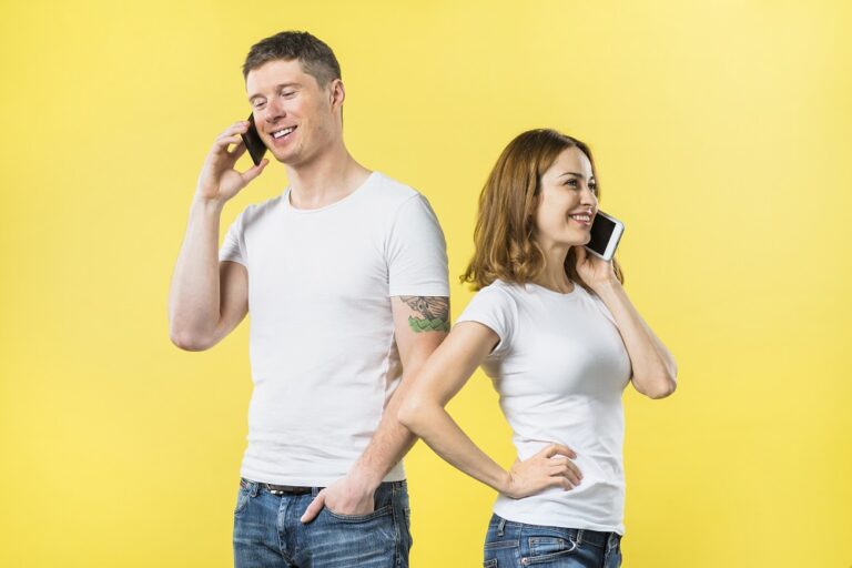 Livelinks Chat Line: Free Trial Phone Dating Numbers by XChatlines